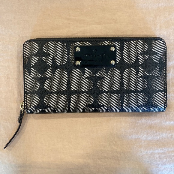 kate spade | Bags | Kate Spade Long Zipper Wallet Black And White With ...